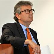 Martin Holland | About | Te Whare Wānanga o Waitaha - University of ...